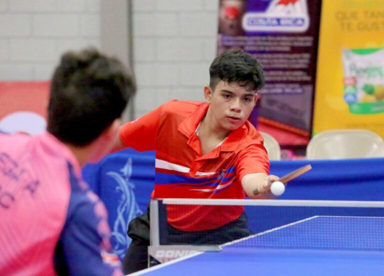 Lucía Zavaleta, Sebastián Avilés y Alejandro Montoya ya están en Europa ...